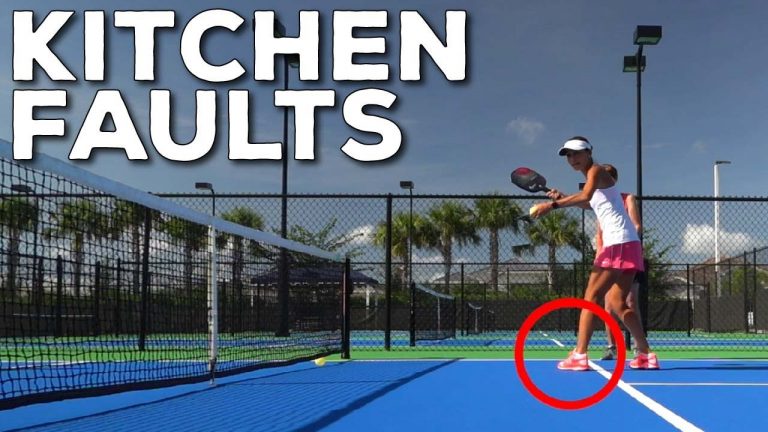 Foot Fault Pickleball: Các Lỗi Chân Phổ Biến Trong Thi Đấu
